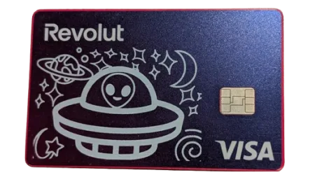 9 Banks with Custom Debit Cards (With Examples)